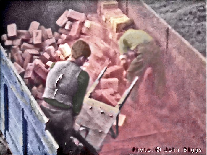 Old Bricks:Hickleton brickworks