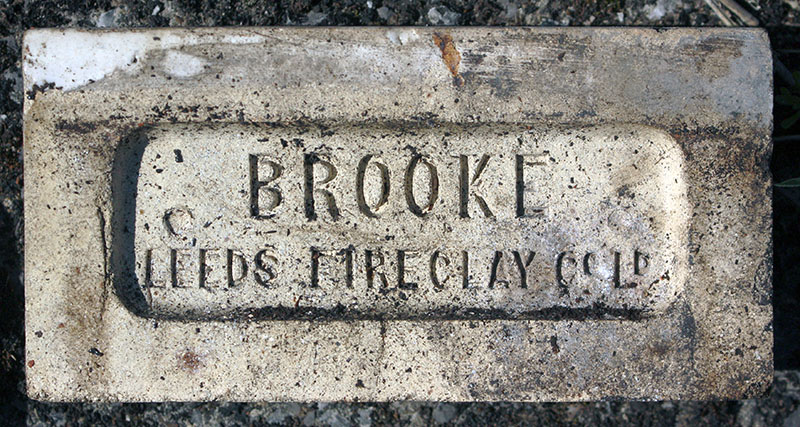 Old Bricks:England 4b-2 Brill to Brooke