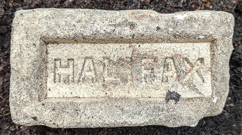 Old Bricks:England 18: O, P, Q.