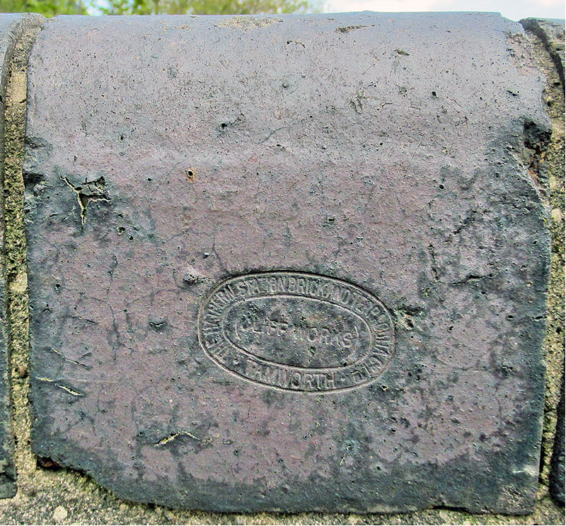 Old Bricks:Coping and Edging bricks