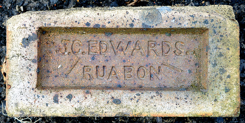 Old Bricks:Ruabon
