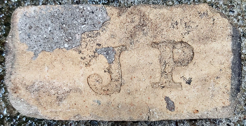 Old Bricks:England 18a, Pi to Q