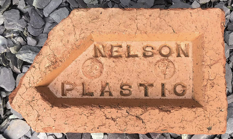 Old Bricks: England 17: N