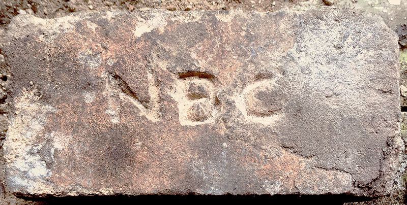 Old Bricks: England 17: N