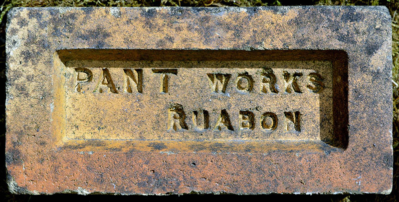 Old Bricks:Ruabon