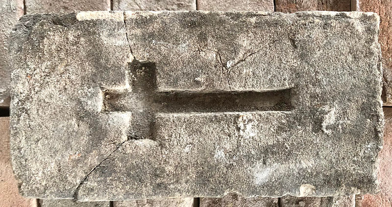 Old Bricks:England 20: S