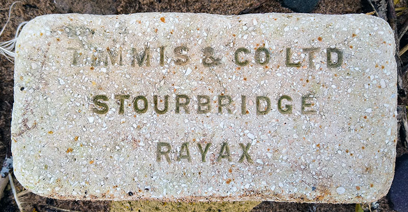 Old Bricks:England 21: T, U, V.